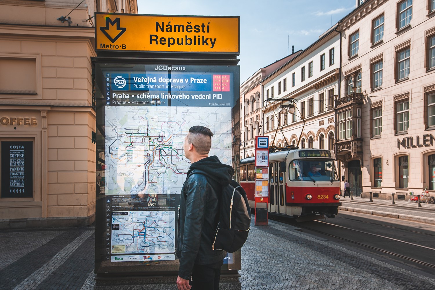 Nová linková mapa zobrazuje i pražské autobusové linky