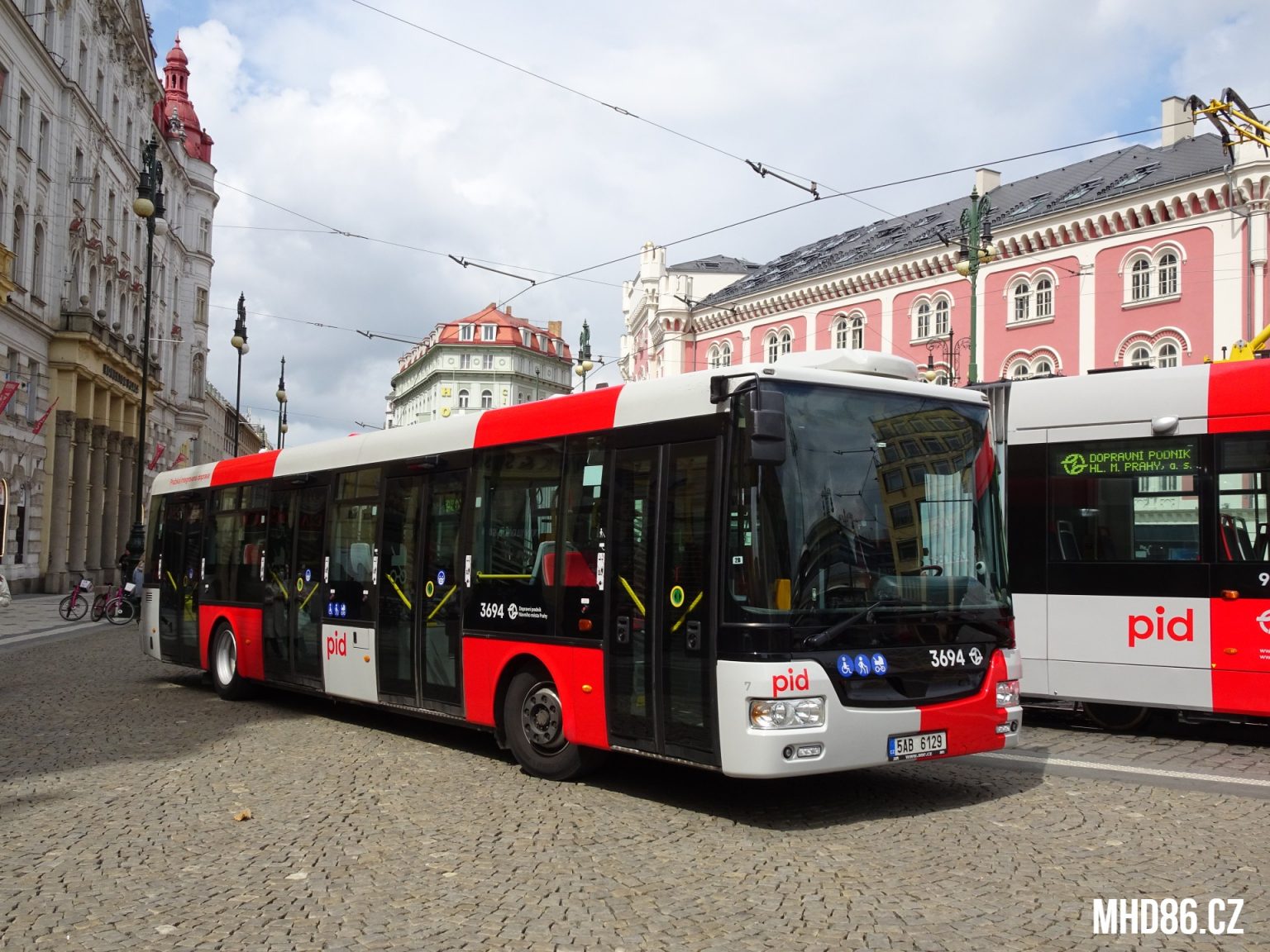 Nový vizuál vozidlům PID velmi sluší