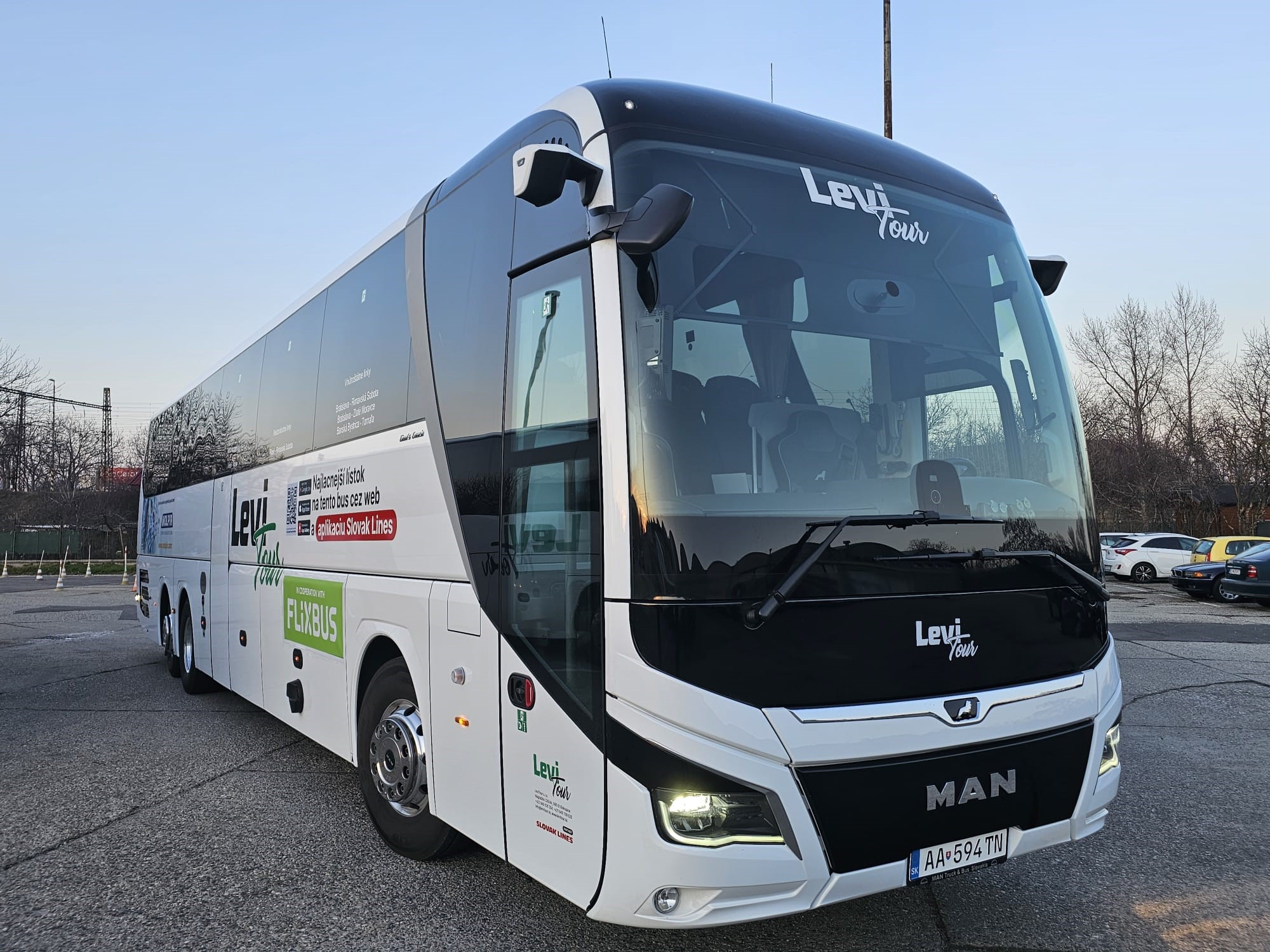 Flix zařadil vybrané linky LeviTour a Brisen transport do svého prodeje