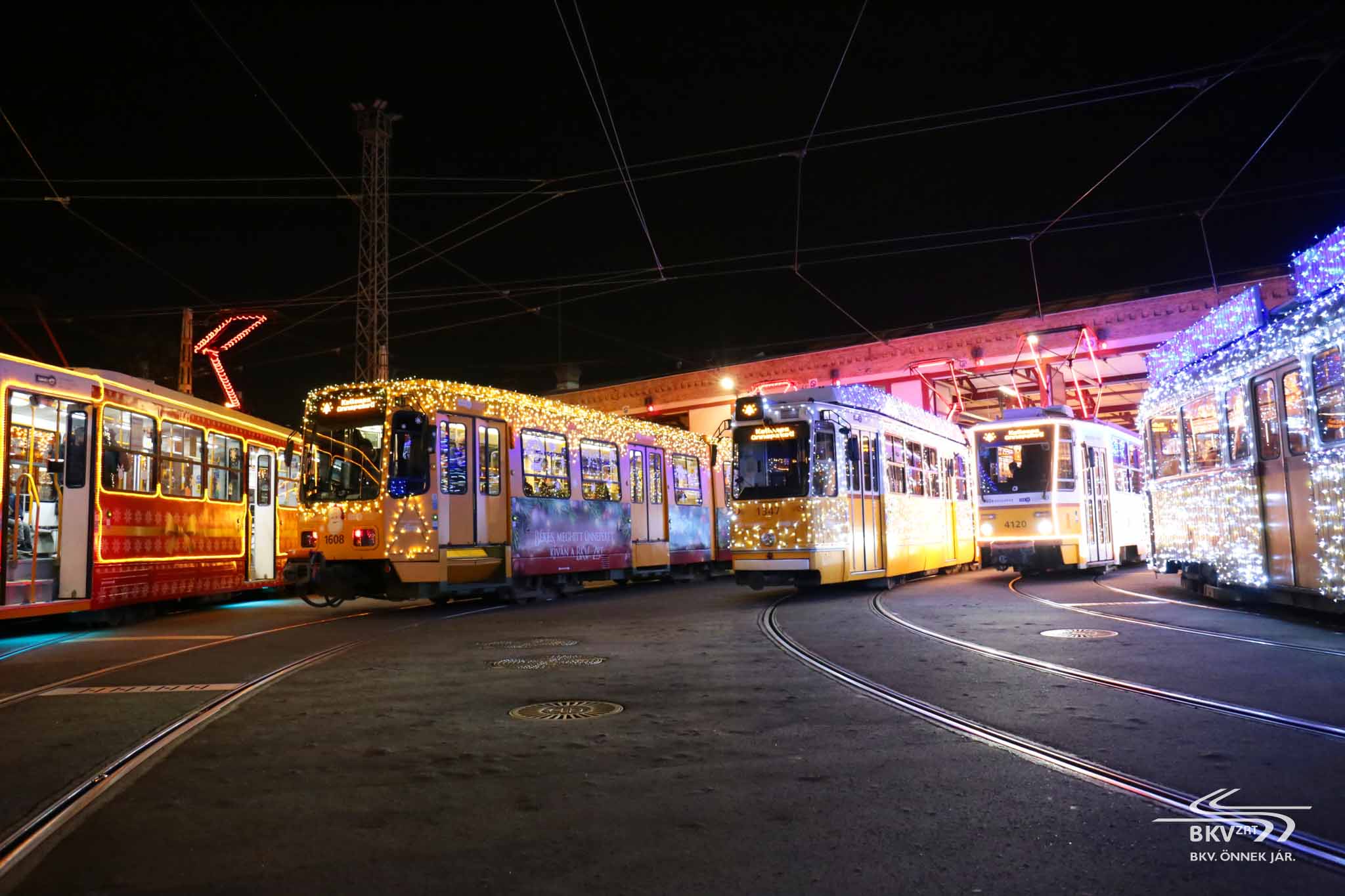 ANKETA: Kde jezdí nejhezčí “Vánoční tramvaj 2025”?